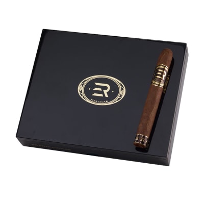 Stolen Throne Cigars - Bold Flavor & Unique Blends - Shop Now | Famous ...